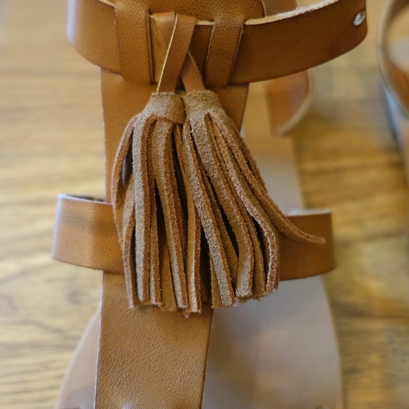 Steve Madden | Shoes | Steve Madden Cognac Madalee Tassel Gladiator New ...